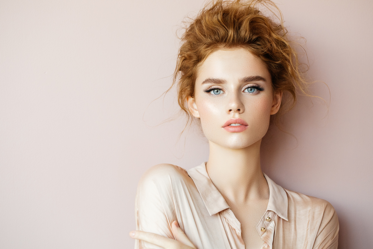 The 8 Best Beauty Tools For Perfectly Natural Skin - Organic Authority